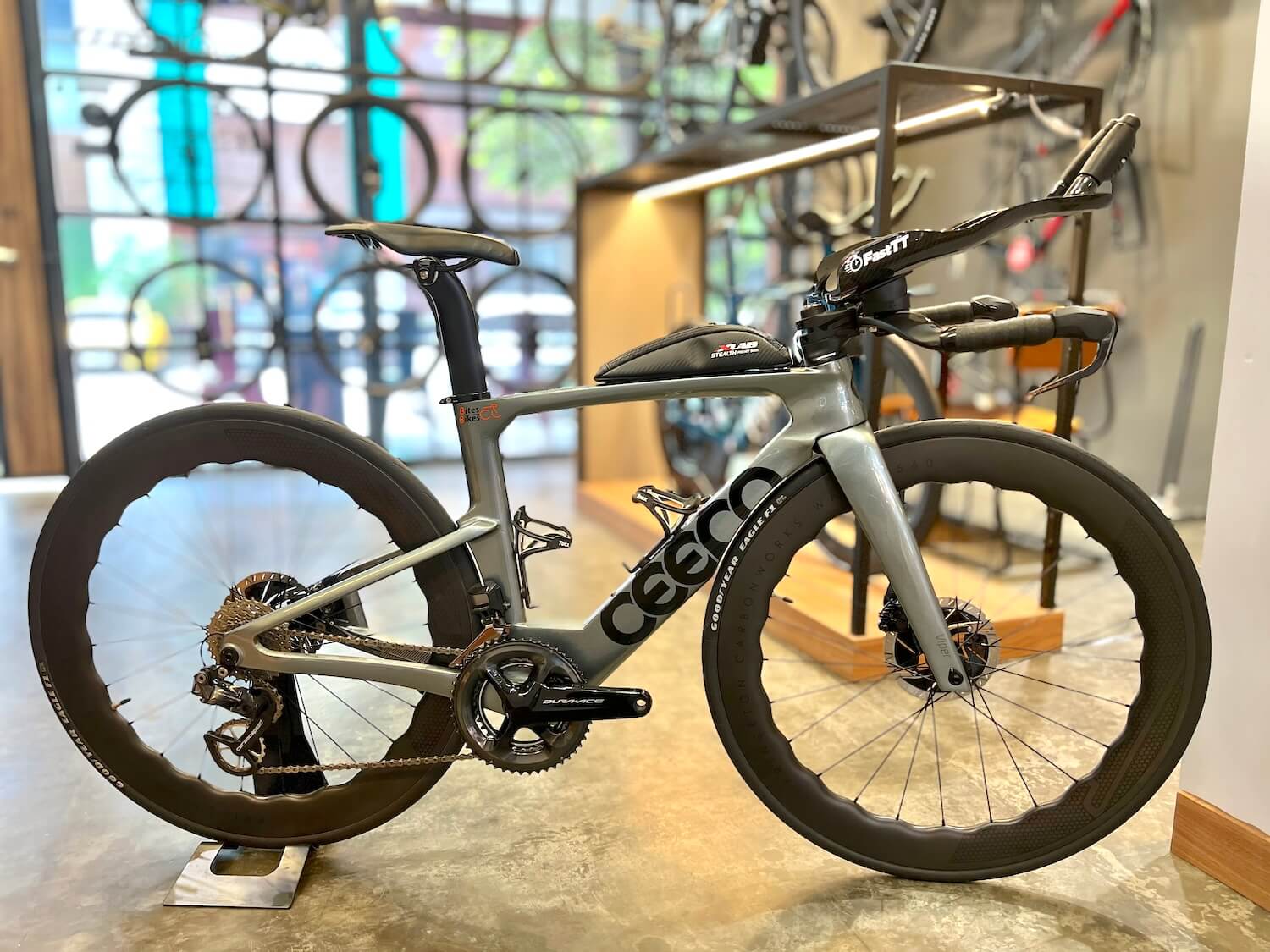 World Class Carbon Aero Bars On Customer Bikes | Image Gallery