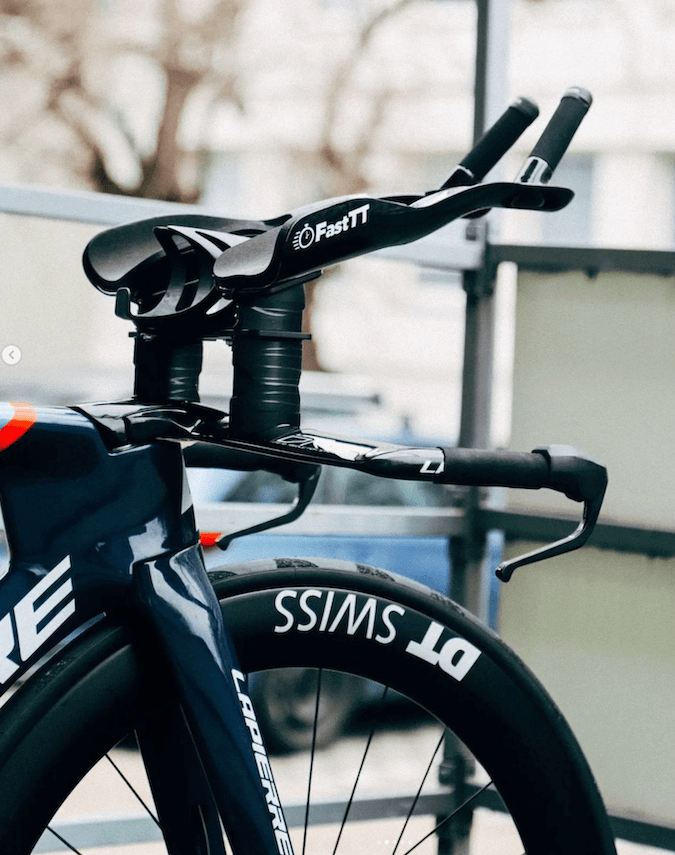 World Class Carbon Aero Bars On Customer Bikes | Image Gallery